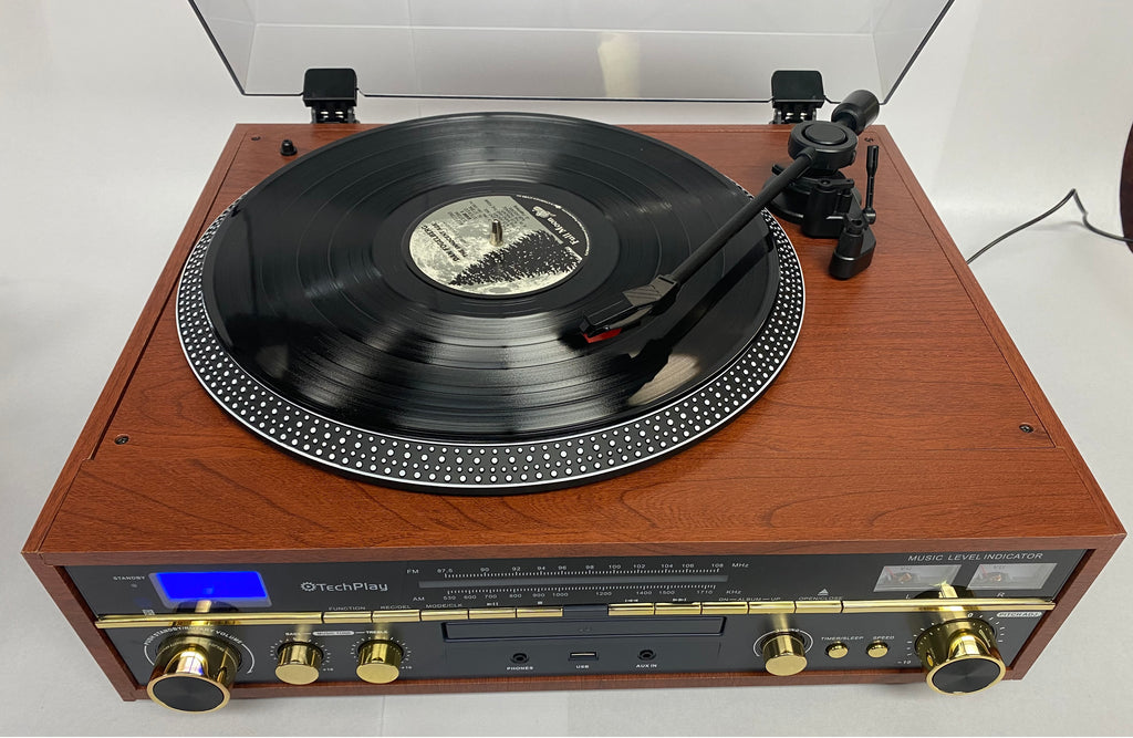 The Commander, Compelete home stereo with full size turntable – TechPlay